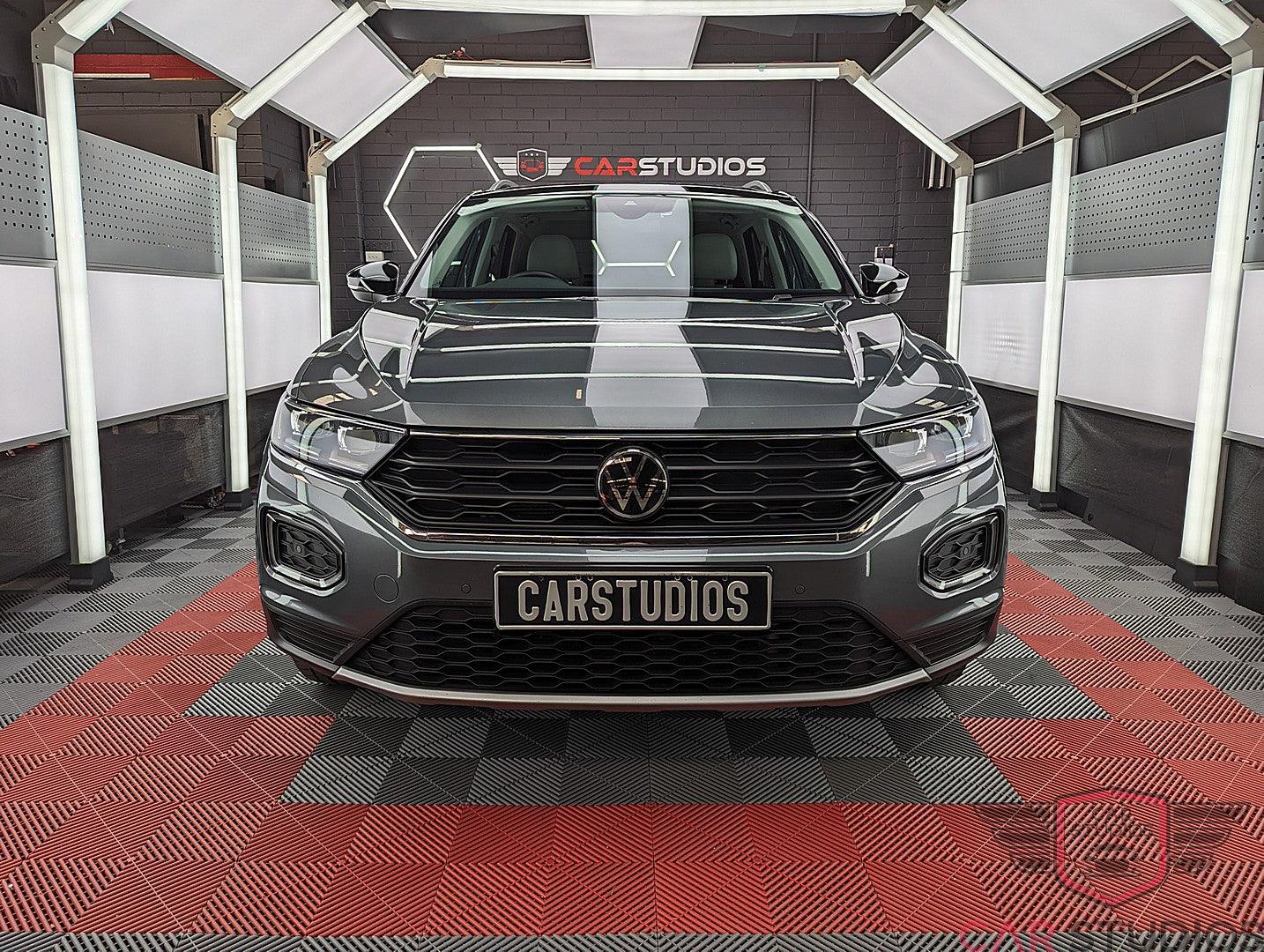 2023 Volkswagen T-Roc / GRY – Car Studios
