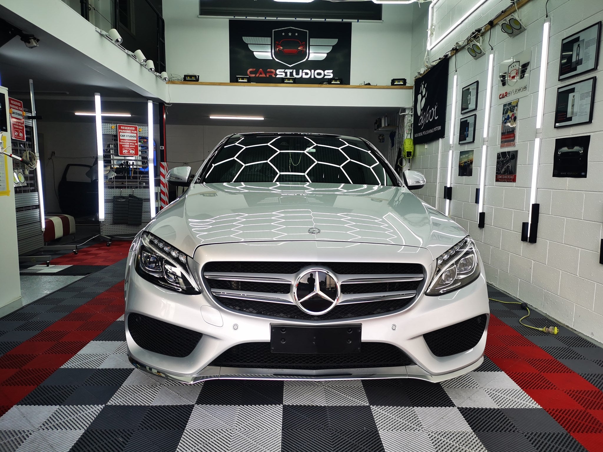Mercedes Benz C250 – Car Studios